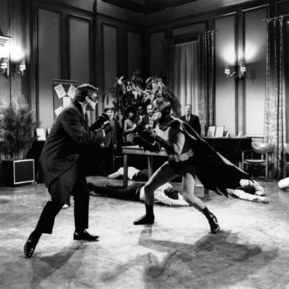 What Happened When Bruce Lee Fought Robin | Kato vs Robin & Batman ...